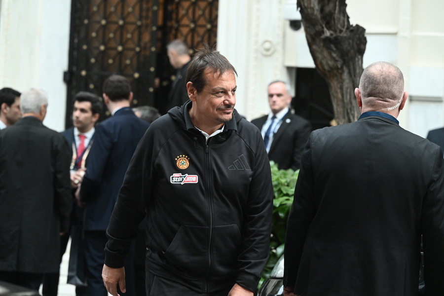 Τον Ερντογάν υποδέχθηκε στην τουρκική πρεσβεία ο Εργκίν Αταμάν (Βίντεο)