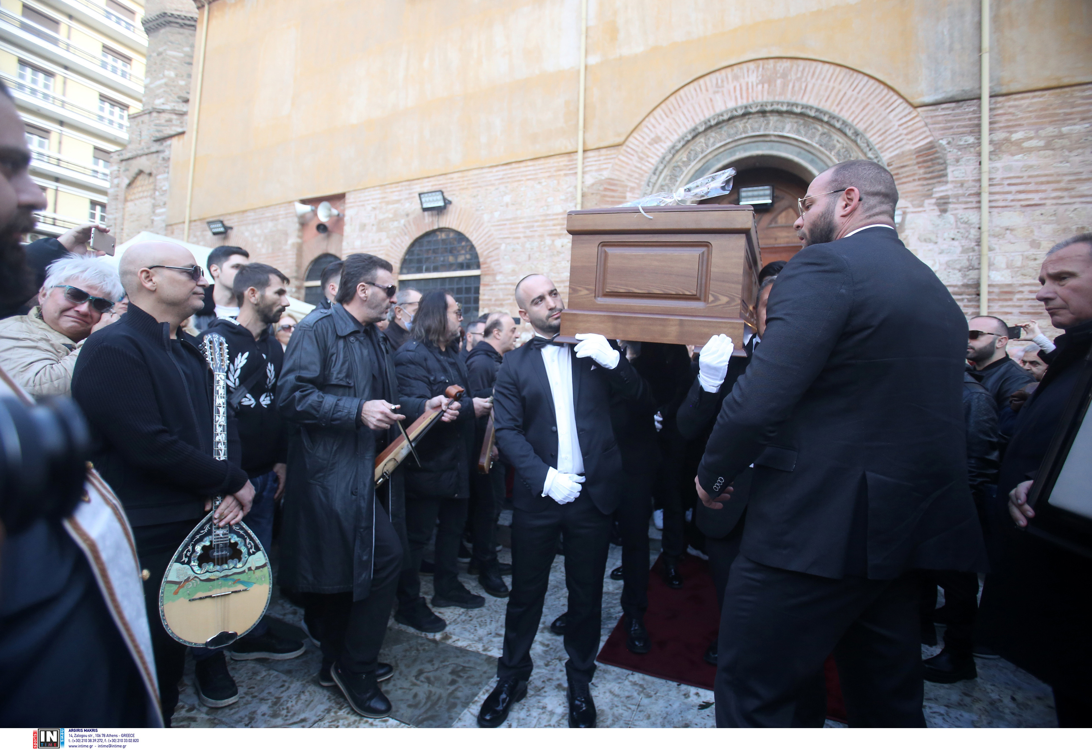 Δάκρυα από «τον βορρά μέχρι τον νότο» για το «φαινόμενο» - Σήμερα η ...