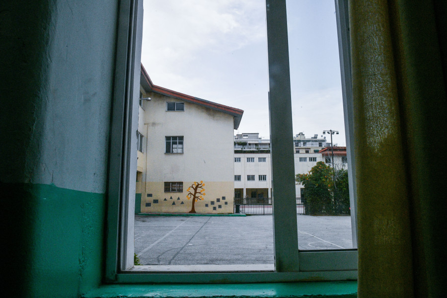 Πότε κλείνουν τα σχολεία για καλοκαιρινές διακοπές