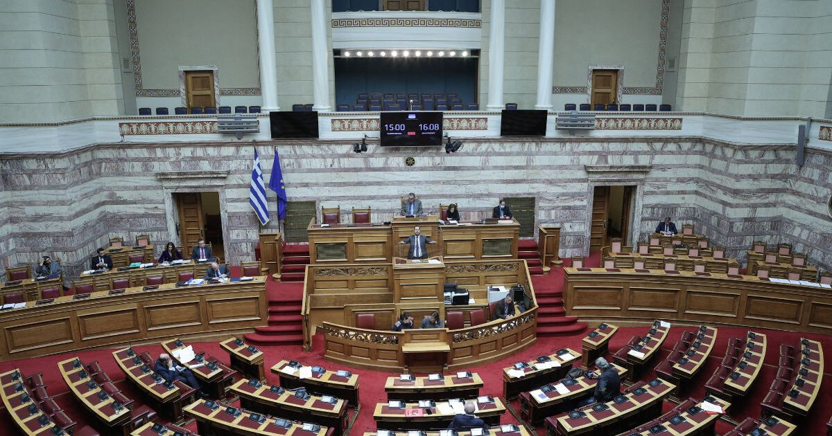 Η «Λίστα Πέτσα» και το σκάνδαλο των κοριών: Οι δυο υποθέσεις - «φωτιά ...