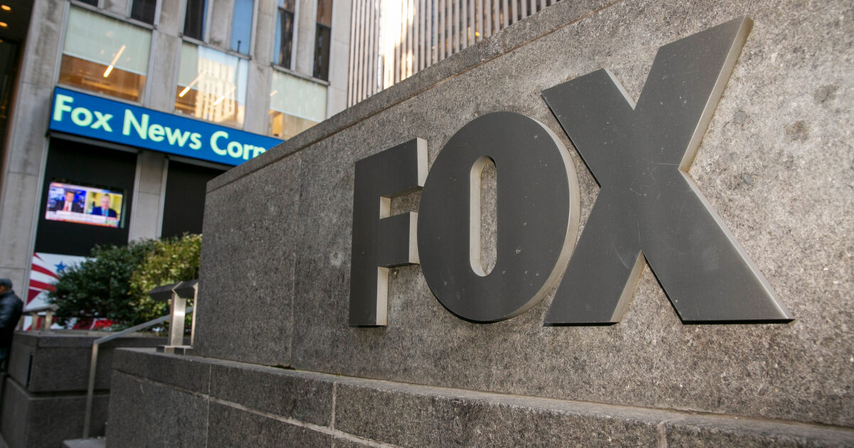 «Μηχανή που καταστρέφει ανθρώπους το FOX» καταγγέλλει παραγωγός που ...