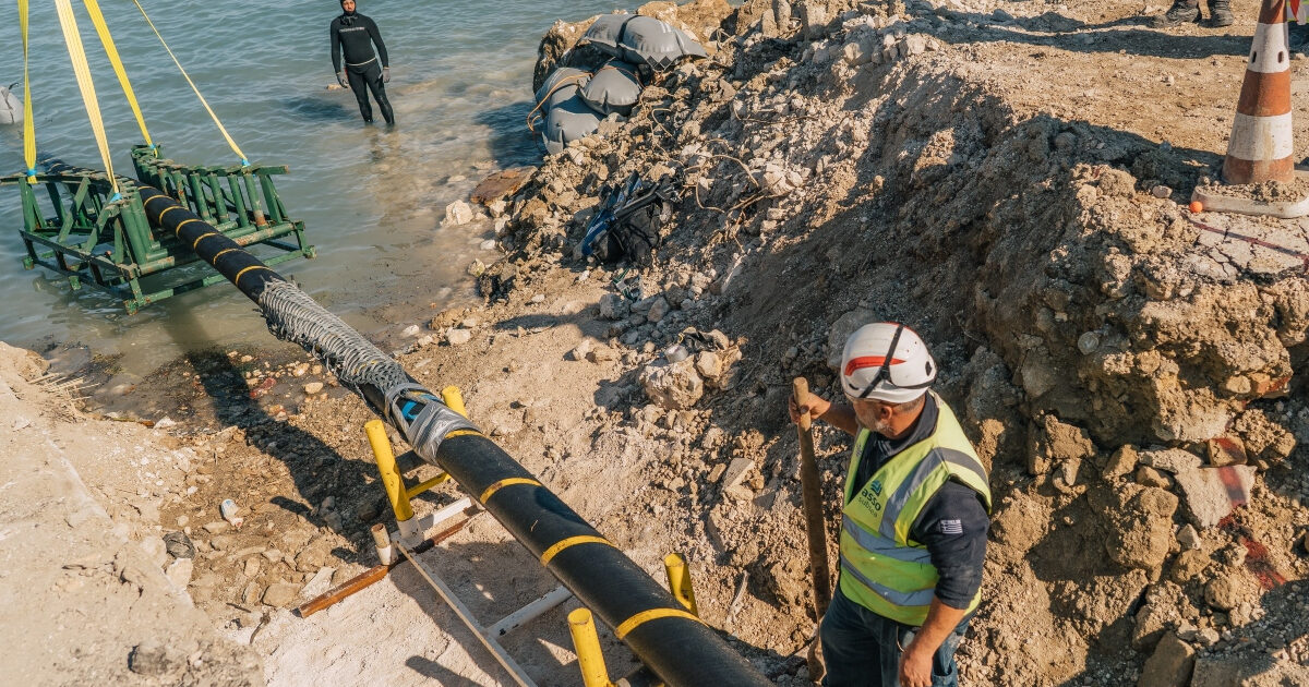 ΑΔΜΗΕ: Στην «πρίζα» η αναβαθμισμένη ηλεκτρική διασύνδεση Κυλλήνης ...
