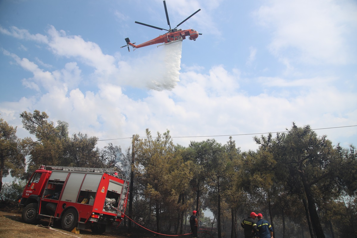 «Πορτοκαλί» συναγερμός σε 6 περιοχές για πυρκαγιές την Κυριακή - Υπό ...