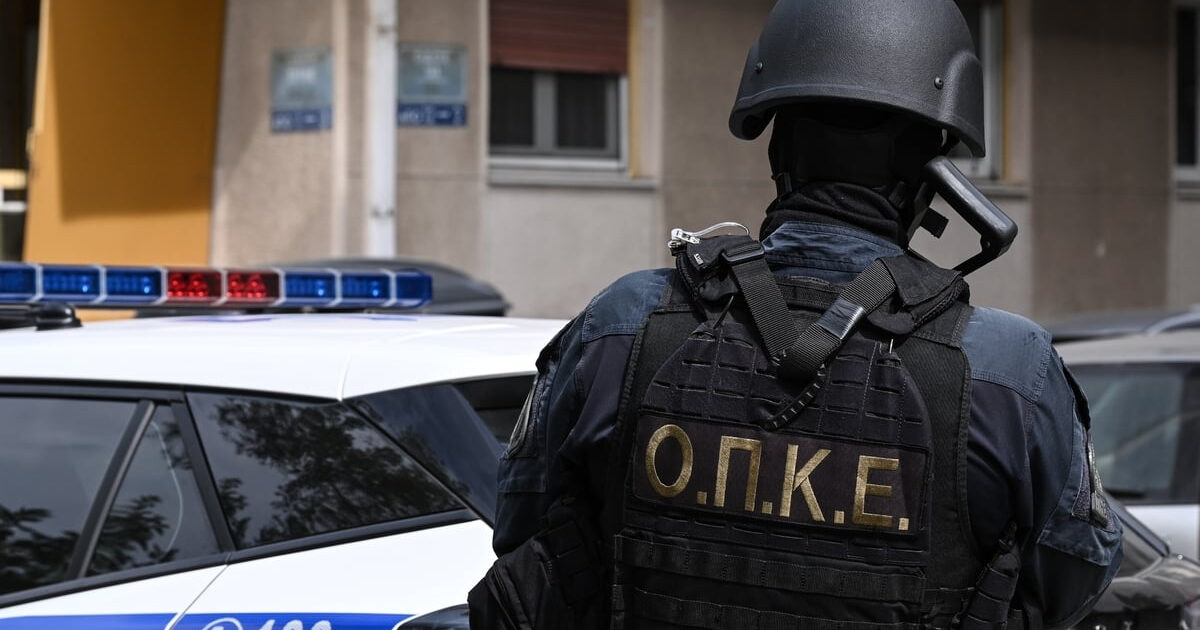 Στη «φάκα» δυο εγκληματικές οργανώσεις για απάτες με την επιστροφή του ...