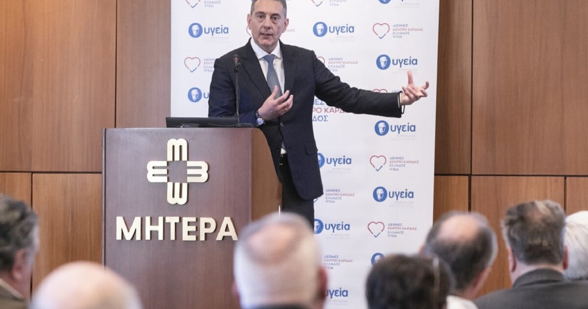 Ο διεθνούς φήμης καθηγητής καρδιοχειρουργικής Θεόδωρος Κωφίδης στο ΥΓΕΙΑ