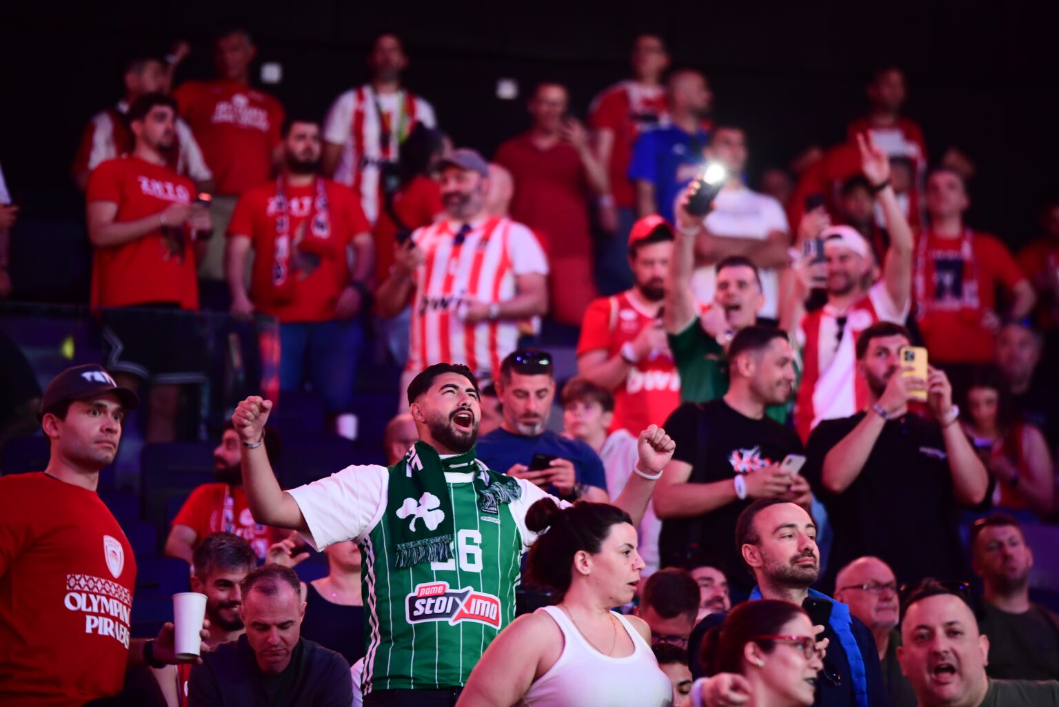 Η Φενέρ έριξε τον βασιλιά από τον θρόνο του (Φενέρ-ΠΑΟ 82-76)