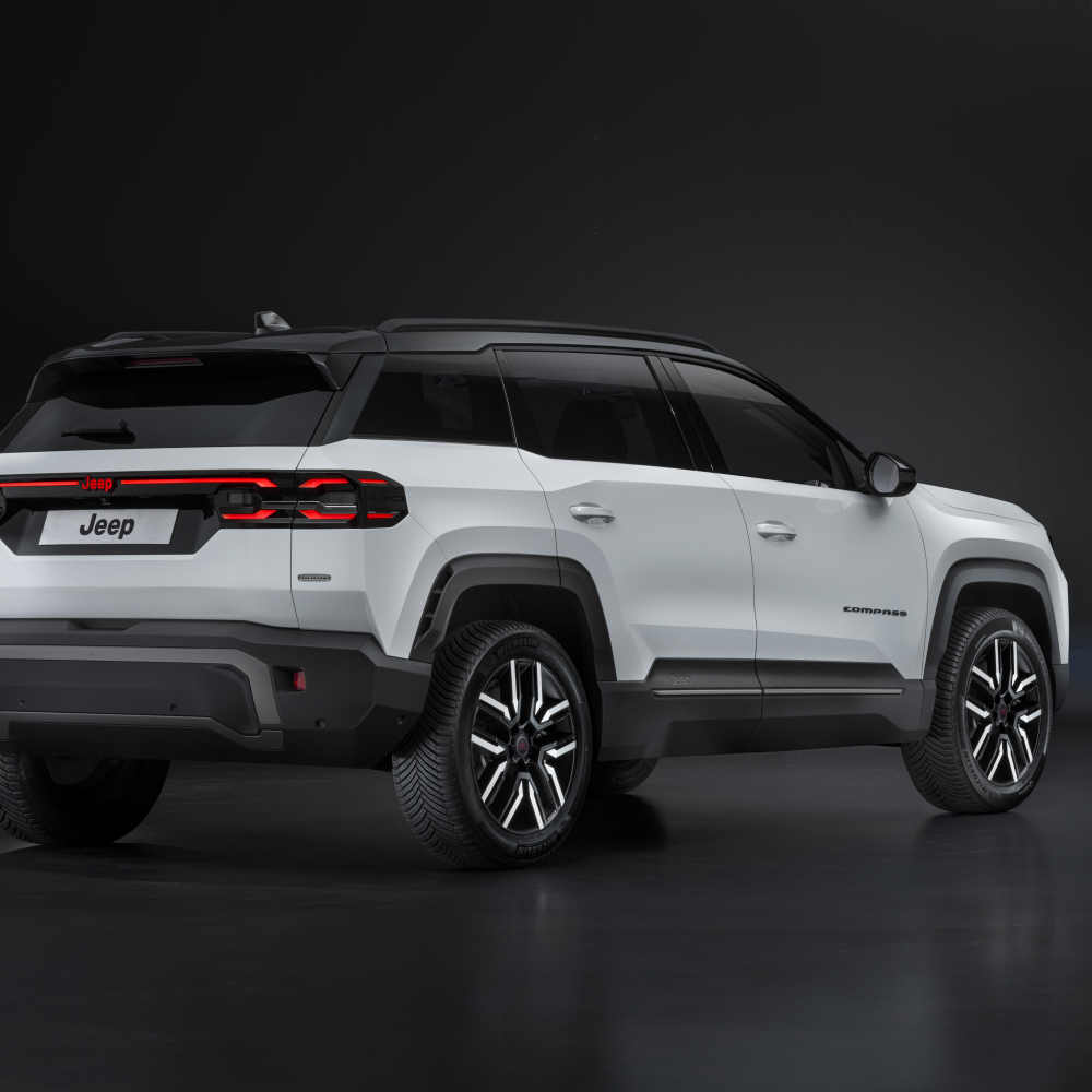Νέο Jeep Compass - Ένα πολυσύνθετο και άνετο SUV παντός εδάφους