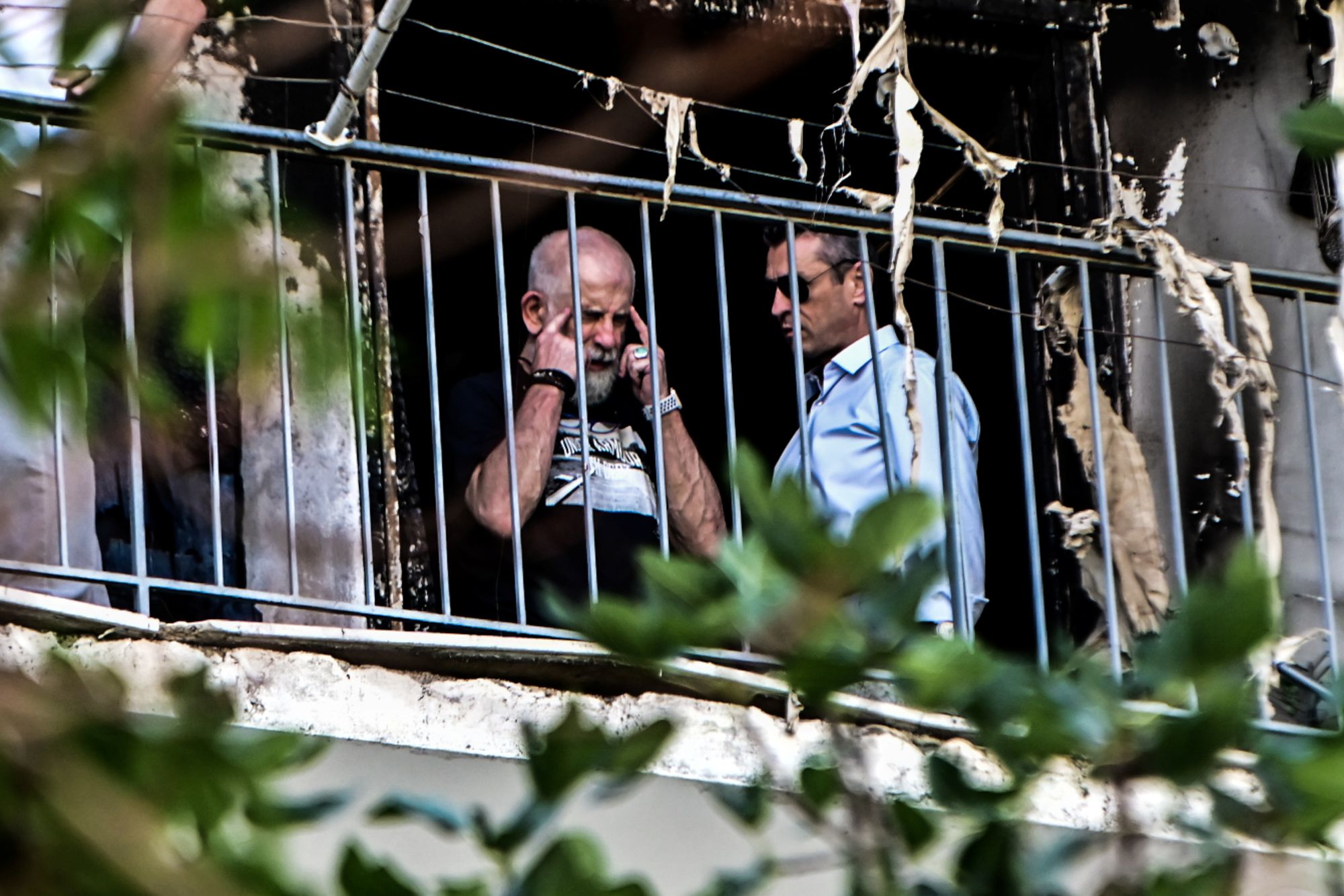 Φωτιά στο σπίτι του Πέτρου Φιλιππίδη: Ψάχνουν για εύφλεκτο υγρό στην τέντα