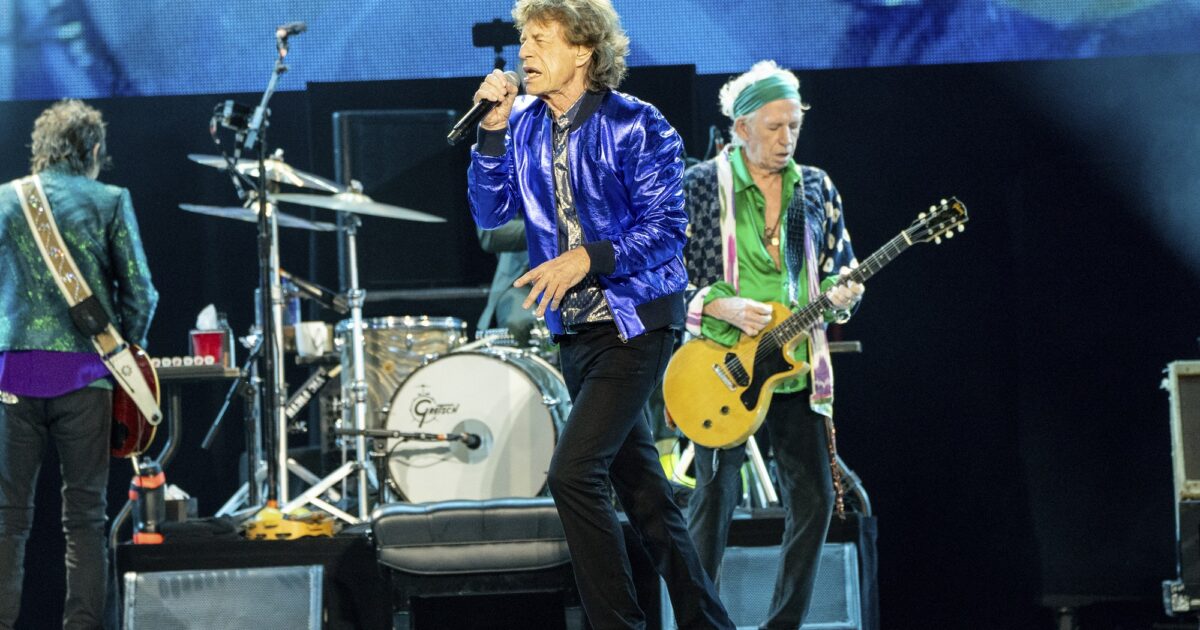 Rolling Stones: Επανακυκλοφορούν το ιστορικό Black and Blue σε ...