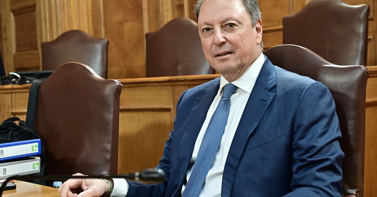 Σπήλιος Λιβανός: Πήγα να τα βάλω με την κρητική μαφία του ΟΠΕΚΕΠΕ ...