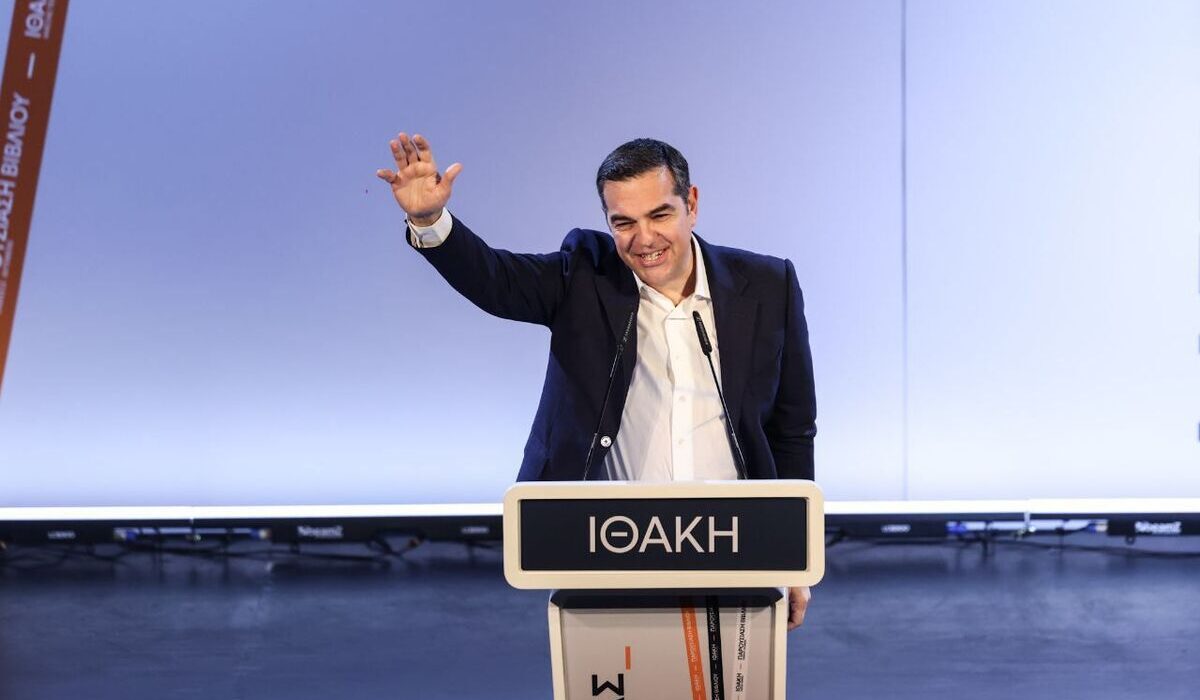 Αλέξης Τσίπρας: Χρειάζεται ισχυρή προοδευτική παράταξη με πειστική ...