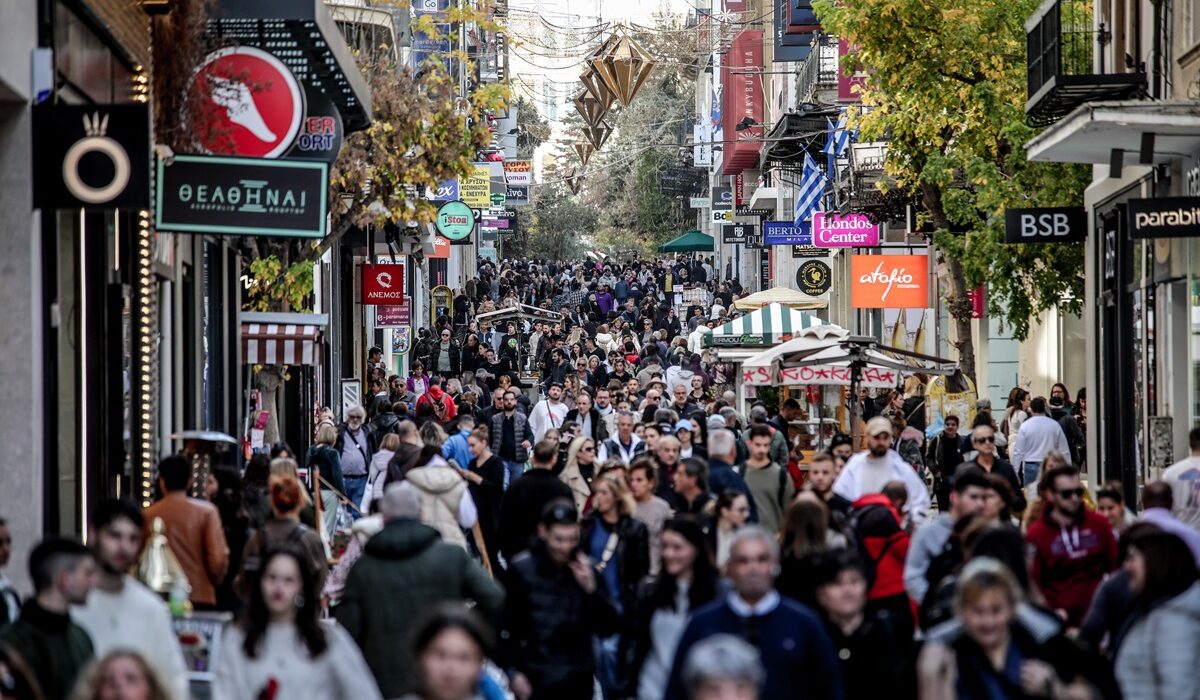 Ανοιχτά μαγαζιά με εξαιρέσεις σήμερα Κυριακή 14/12: Τι ώρα κλείνουν