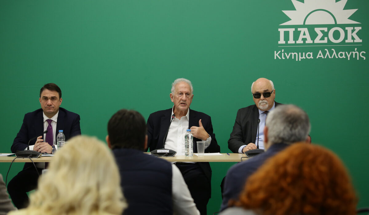 Επιστροφές με (ήπιες) γκρίνιες στο ΠΑΣΟΚ